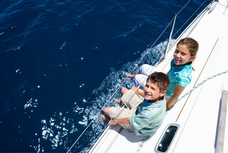 The Advantages and Disadvantages of Owning a Boat - Transform Icons